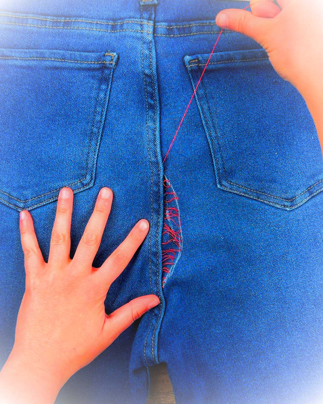 Fix ripped jeans with this easy hack👖🪡
