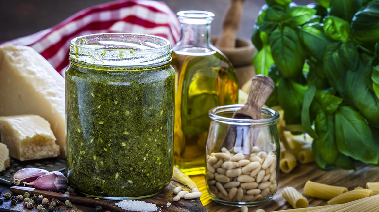 19 best condiments to elevate your grilled cheese