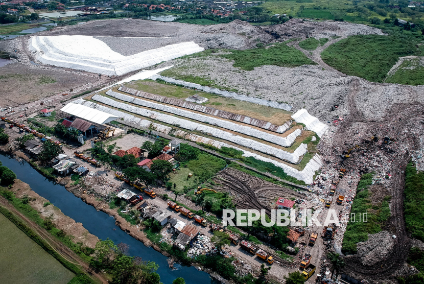 KLH: Pemerintah hentikan open dumping di 472 TPA mulai Juli 2026