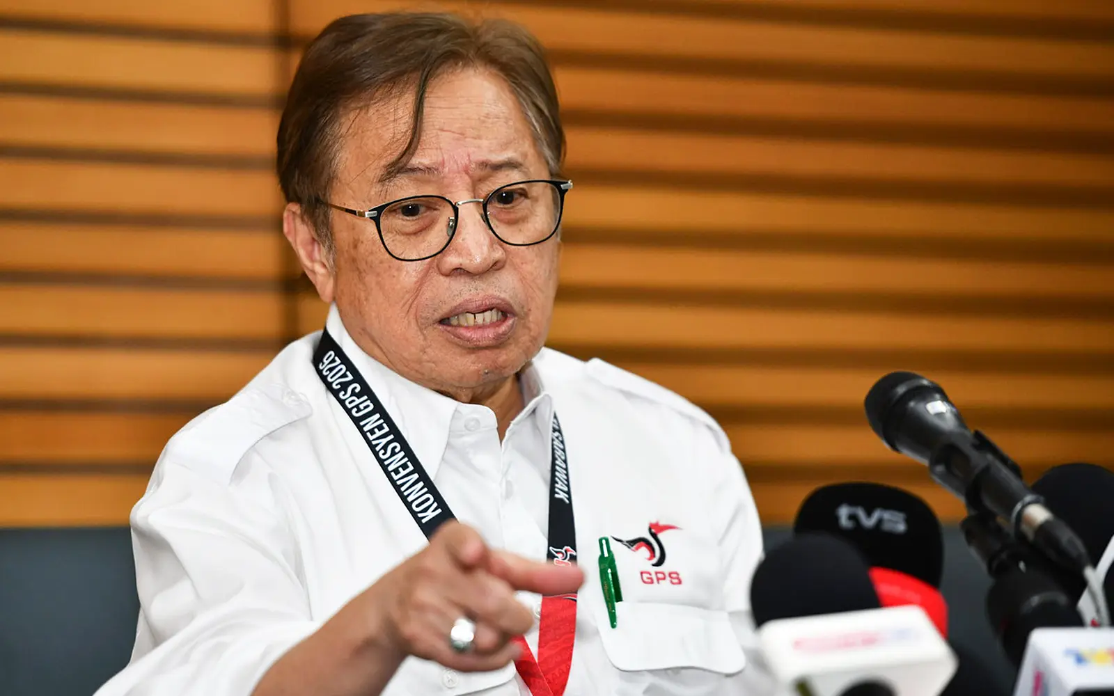 Amid peninsula 'problems', Abang Jo says GPS a fortress against division