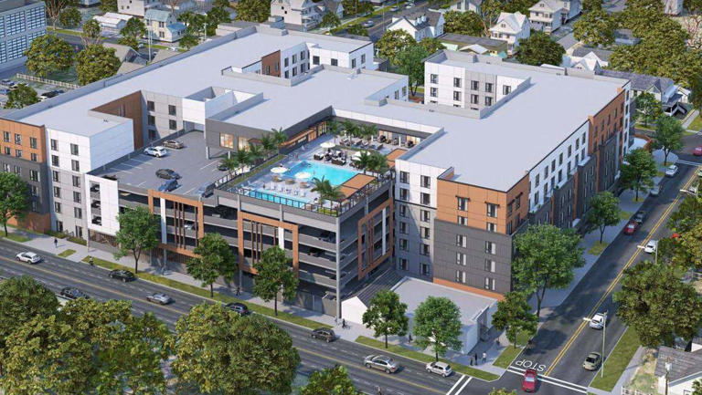 Council OKs controversial East Sacramento apartment project under new ...