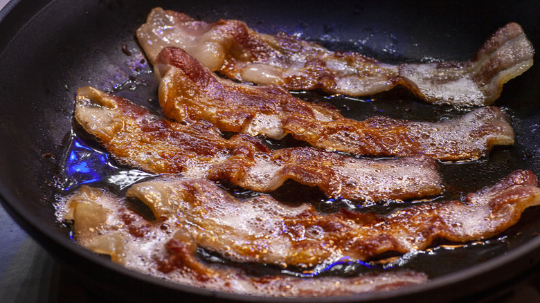 13 hacks that all bacon lovers need to know