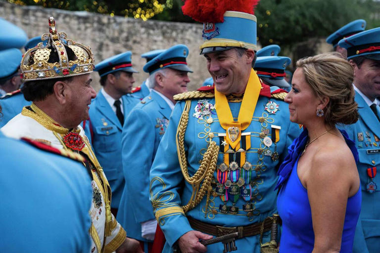 See photos of King Antonio 103's investiture at Alamo Plaza