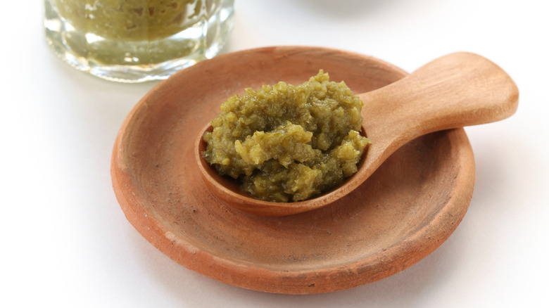 15 best ingredients to give aioli a flavor boost