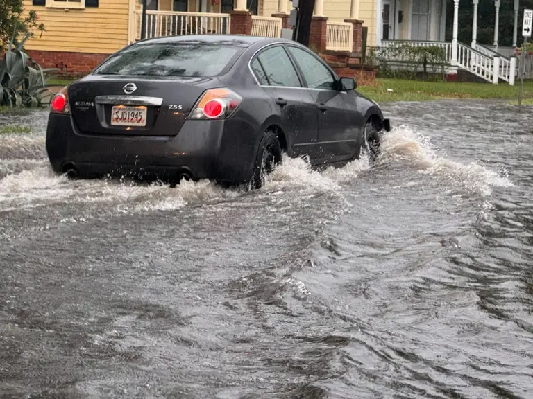 Inches of rain soak drought-stricken Texas, continuing flash flood concerns