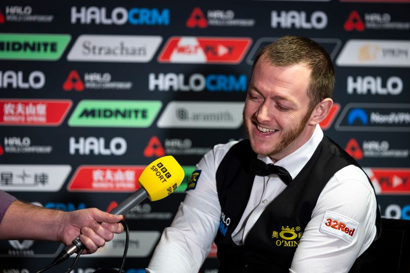 'I'm just one small part of the whole community' Mark Allen praises ...