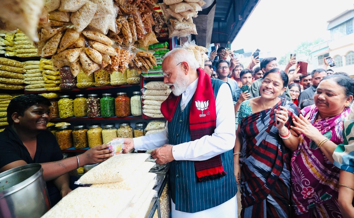 Getting threats from Pak, Bangladesh: Man who sold jhalmuri to PM in Bengal