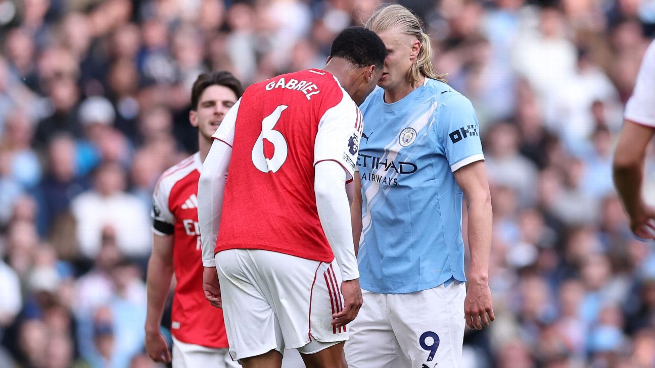 VAR review: Should Arsenal's Gabriel have been sent off for headbutt?