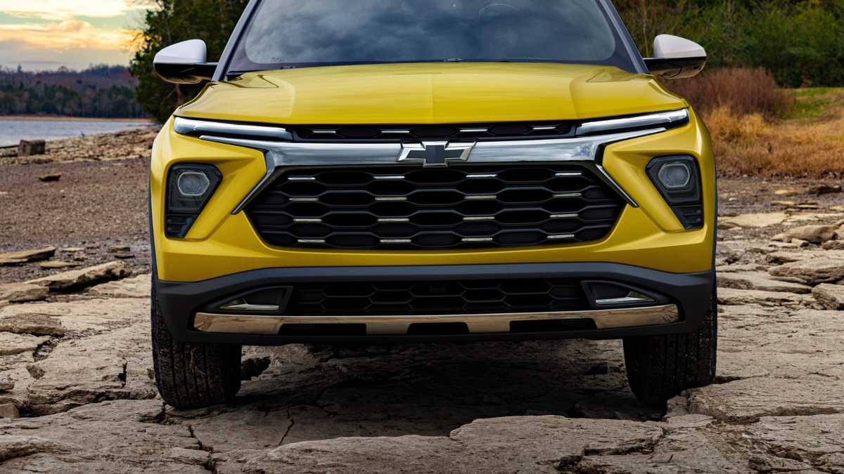 Chevrolet Trailblazer driver faces $2,000 bill after thief steals airbag