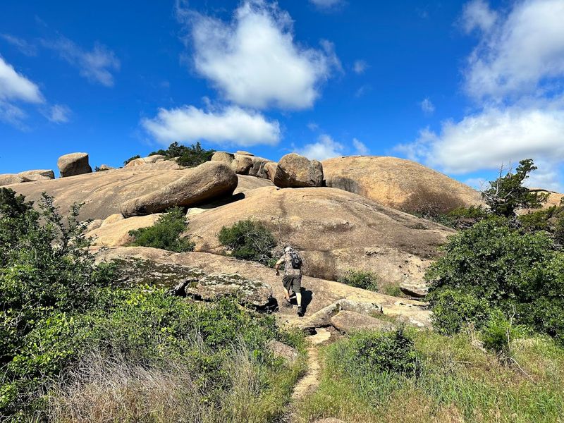 The 5-mile hike to Oklahoma’s natural heart-shaped rock hidden in the ...