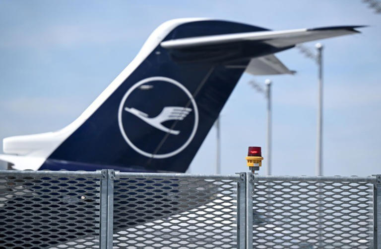 Lufthansa resumes full flight operations after weeklong strike disruptions