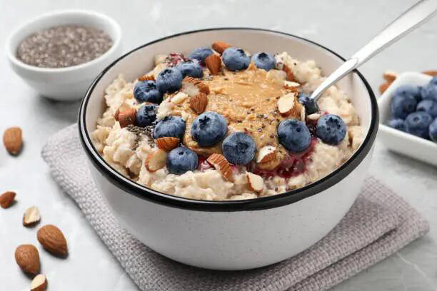 Por qué se debe remojar la avena antes de comerla