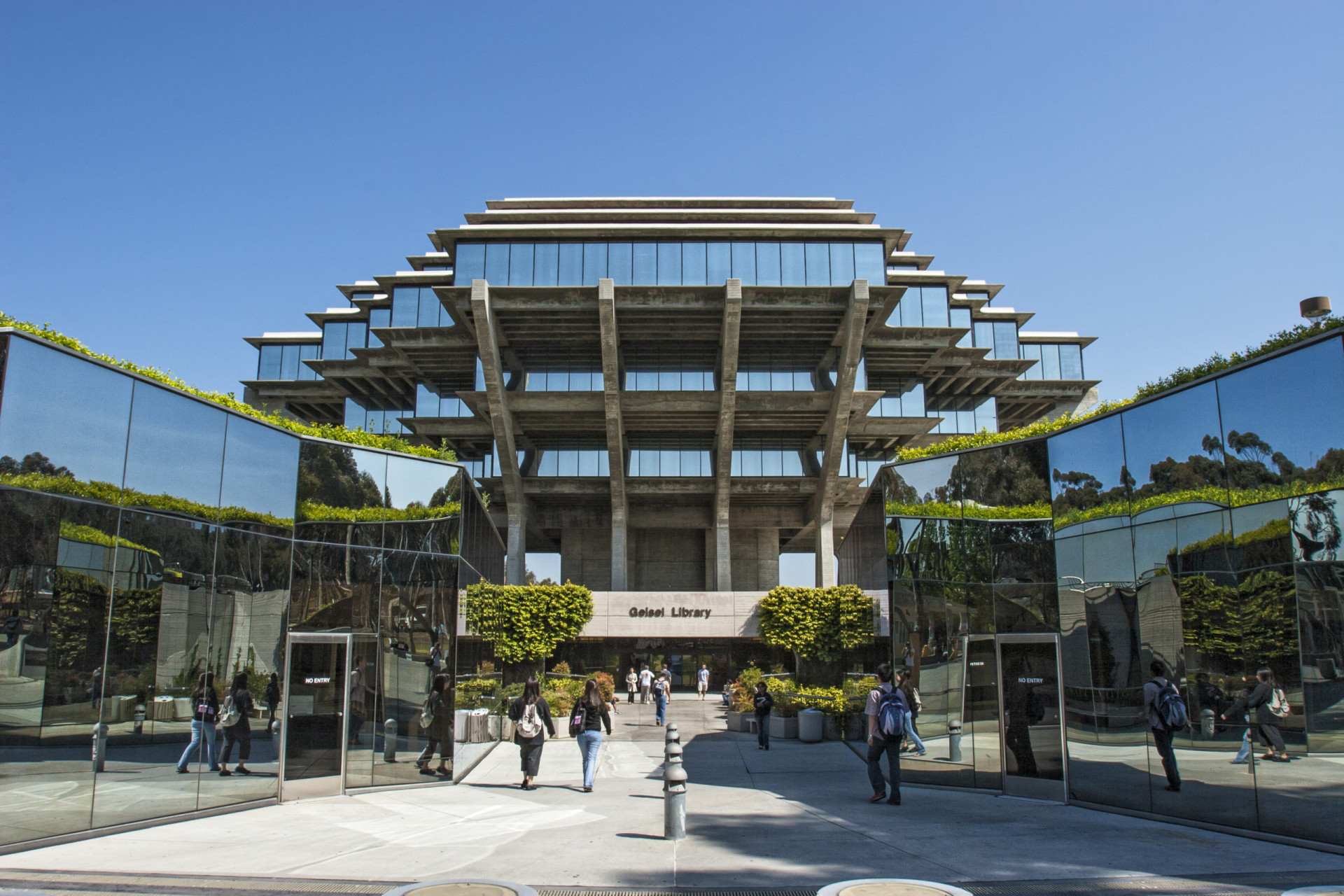 America's most beautiful and iconic libraries