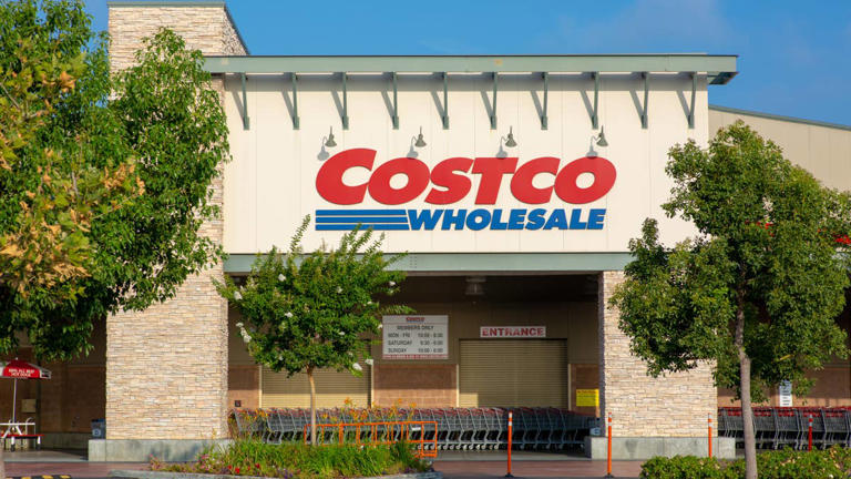 Costco's $24 Mediterranean-inspired 7-piece lazy Susan set perfect for ...