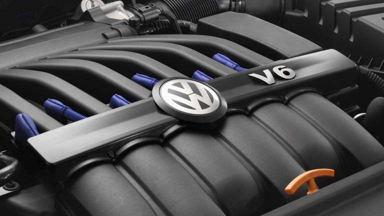 Wat kost een Volkswagen Passat R36 na 18 jaar eigenlijk? Dit zijn de ...
