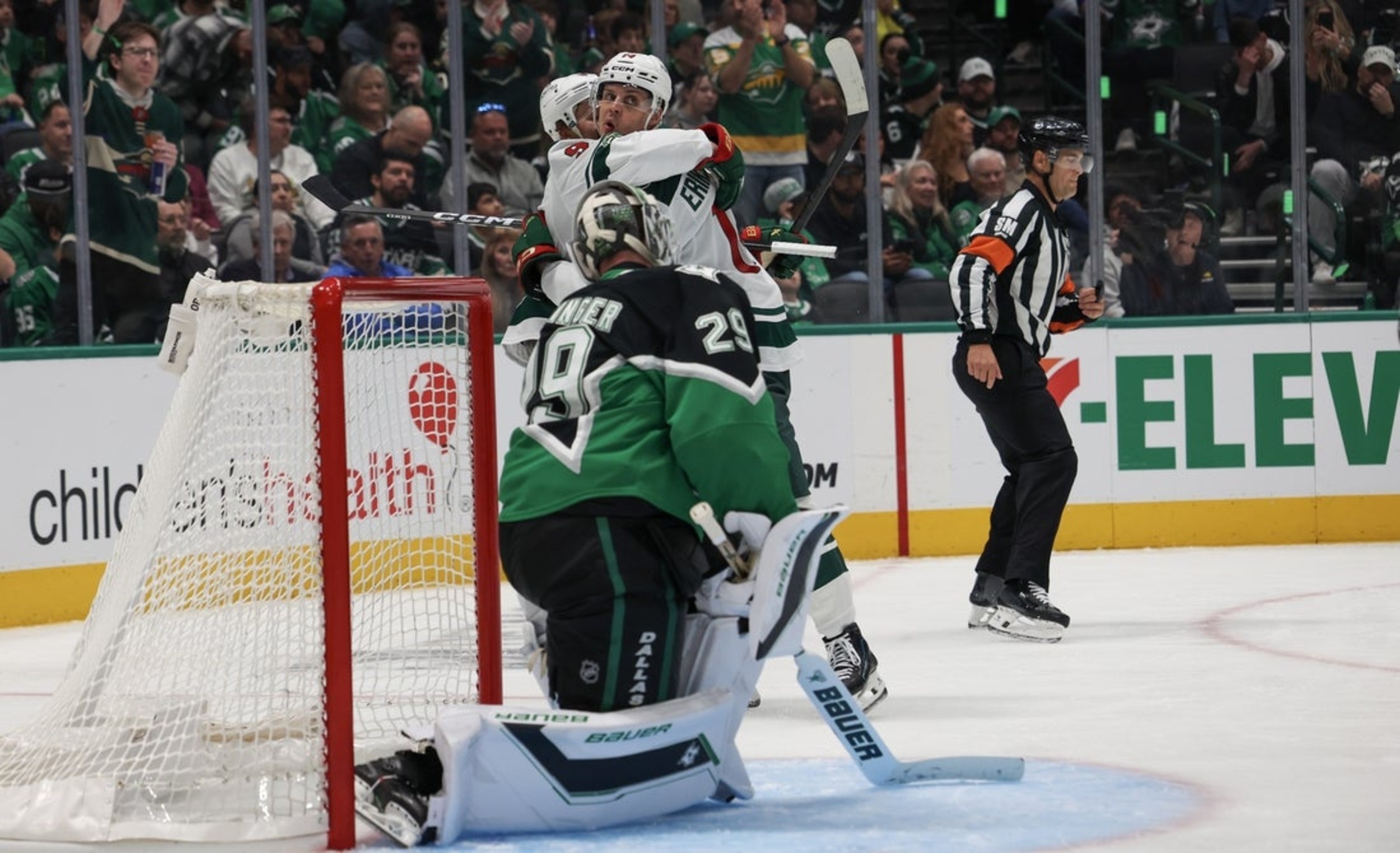 Stars aren't panicking after Wild's hot start to playoff series