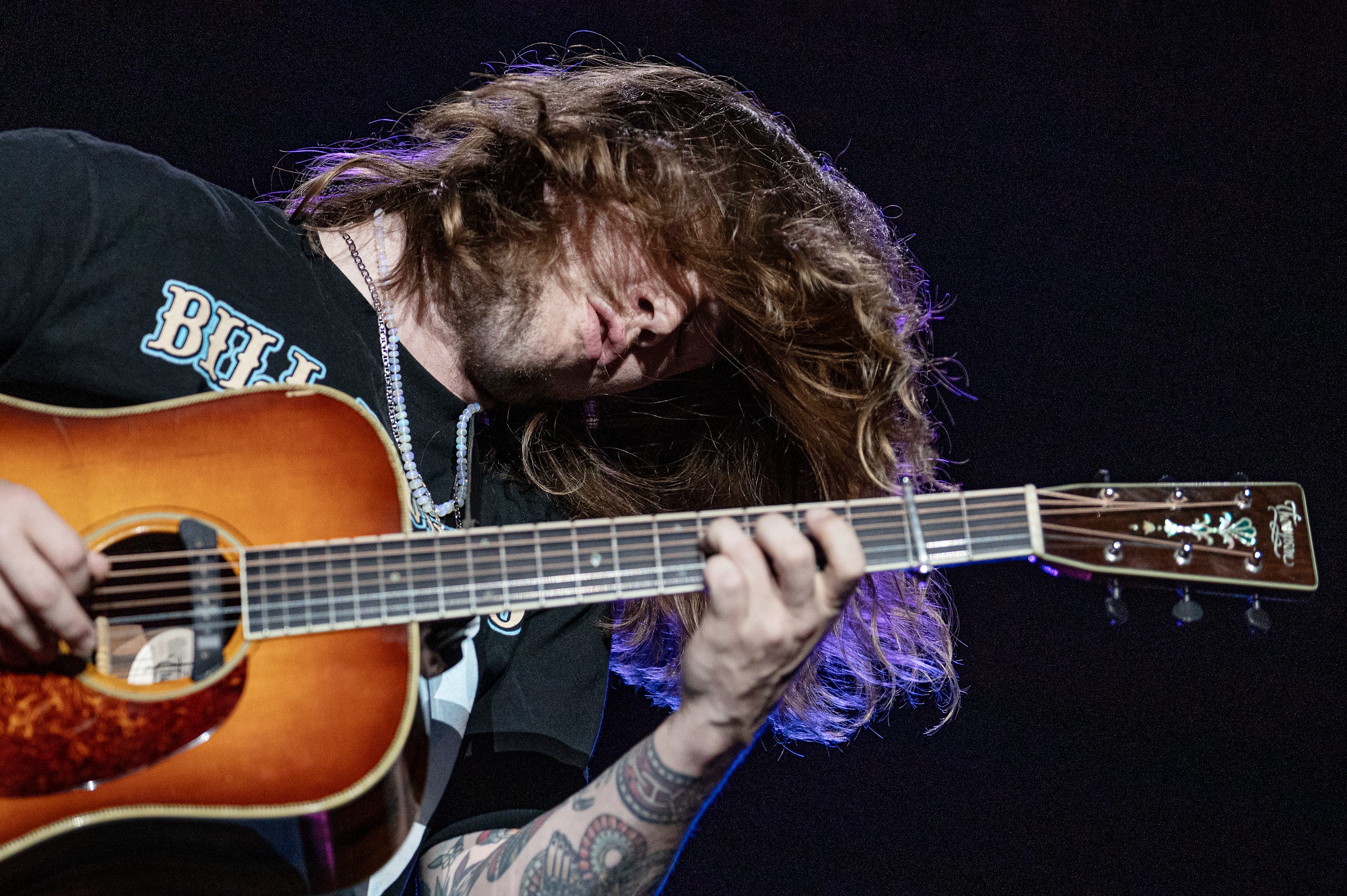 Michigan native musician Billy Strings breaks leg at Virginia concert