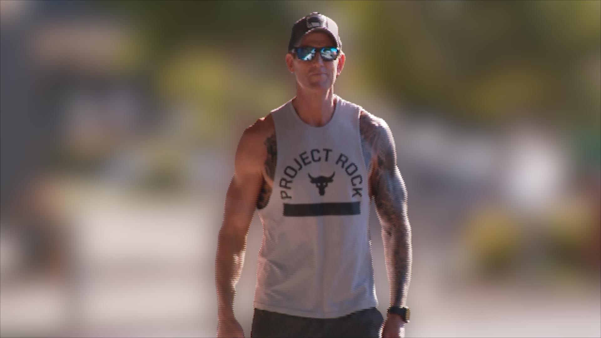 Ben Roberts-Smith reports to police for first time since release on bail