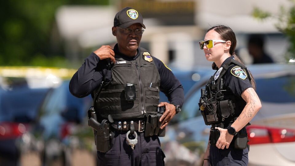 Shamar Elkins: Army vet who killed 8 children posted daughter's photo ...