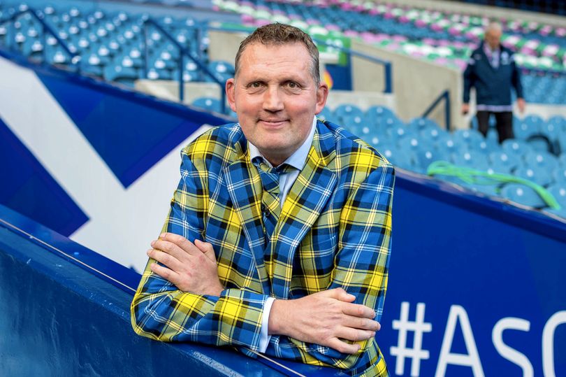 Doddie Weir's legacy lives on as fundraising total for MND research ...