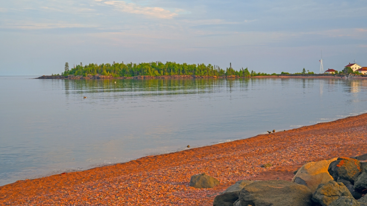 14 overlooked Midwest towns with water views, trails, and local charm