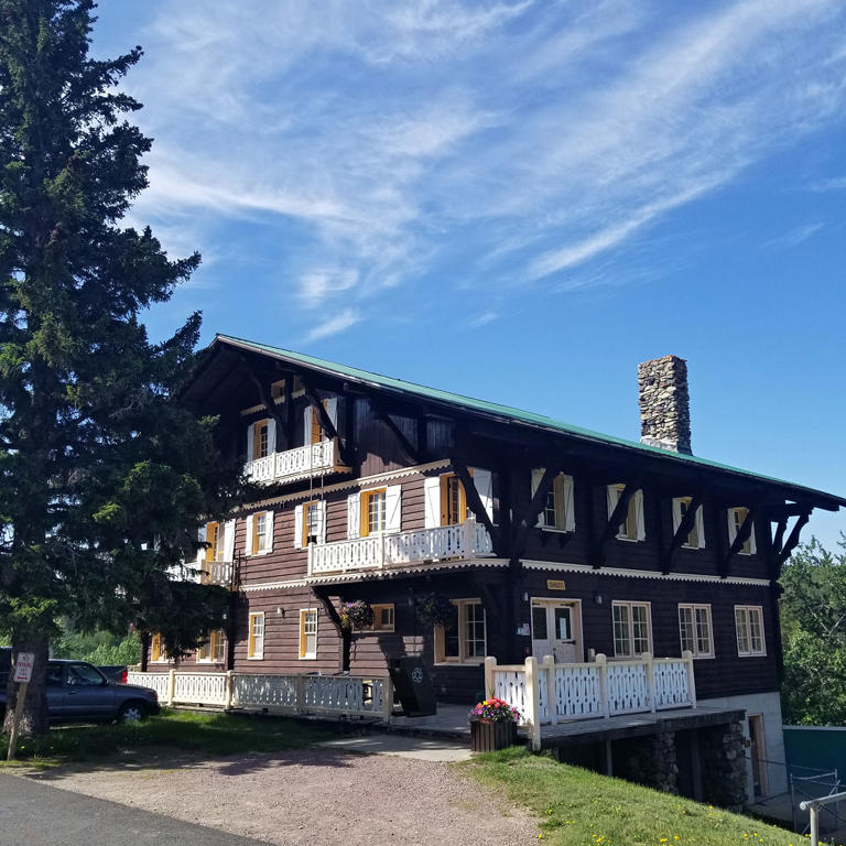 Glacier Park Lodge: Step inside the historic Big Tree Lodge at Glacier ...