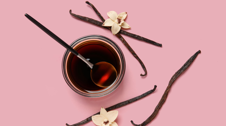 10 ingredients that will transform your store-bought icing, according ...
