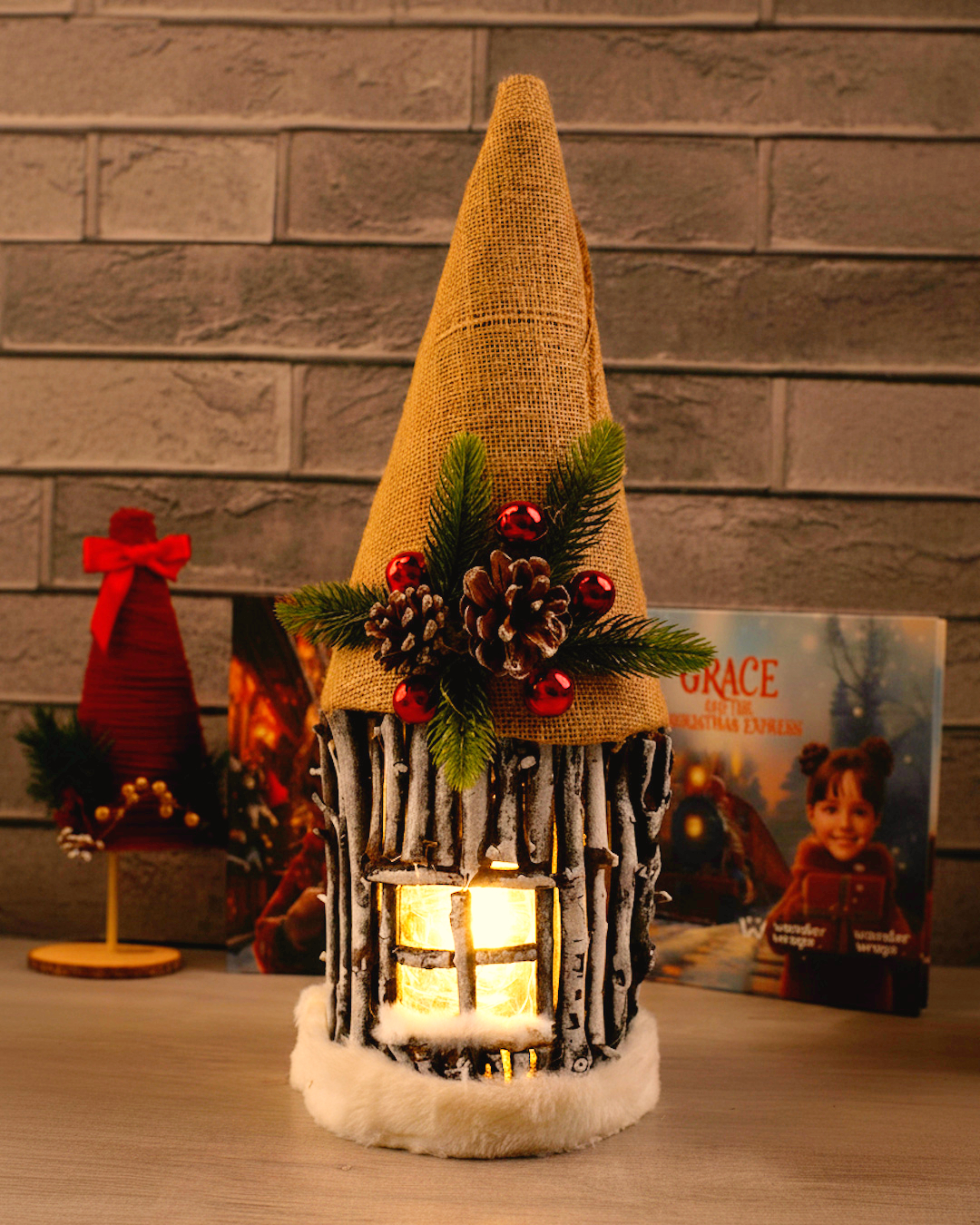 Adorable casa iluminada DIY