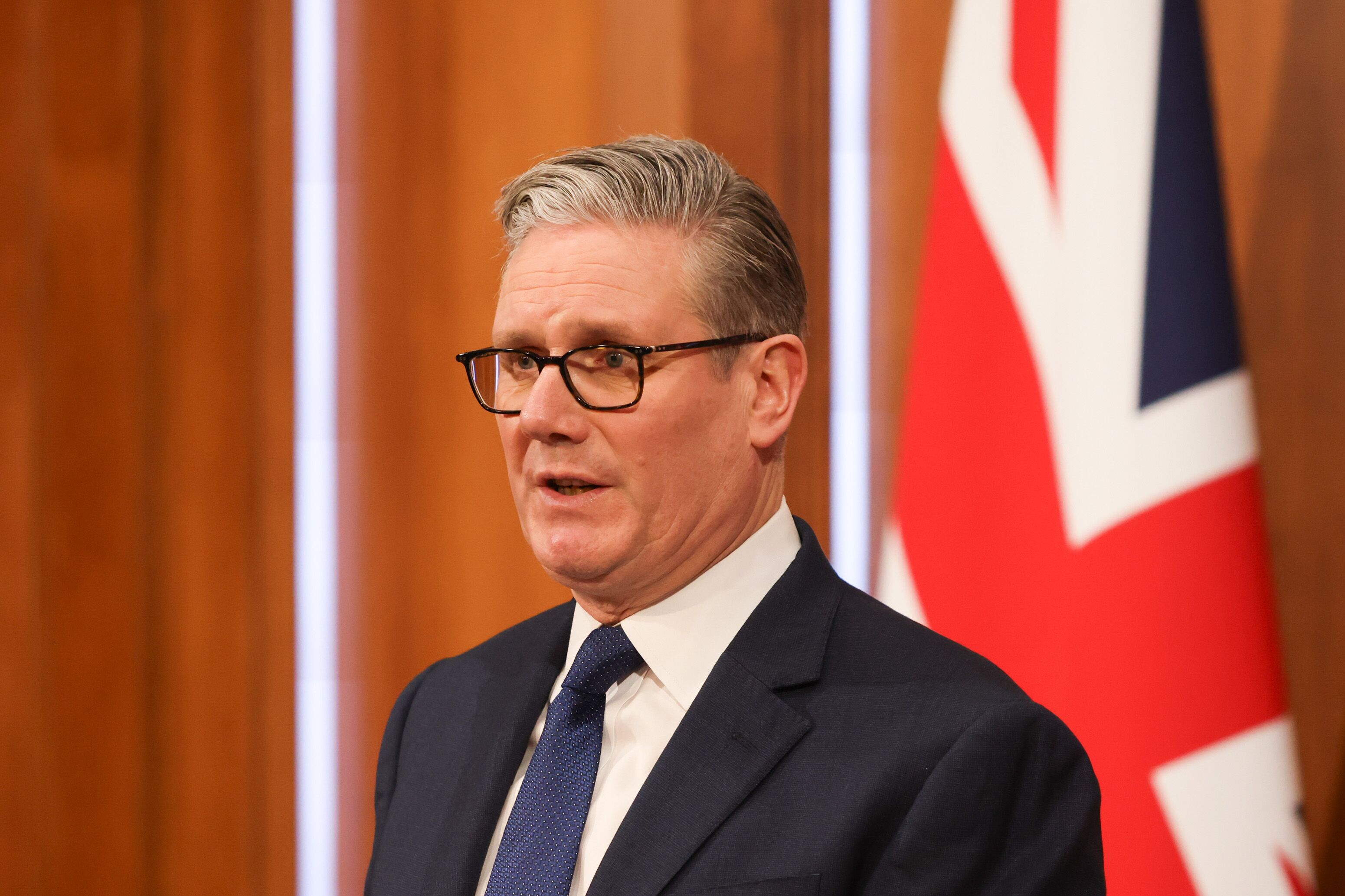 Starmer faces showdown with fired official on Mandelson saga