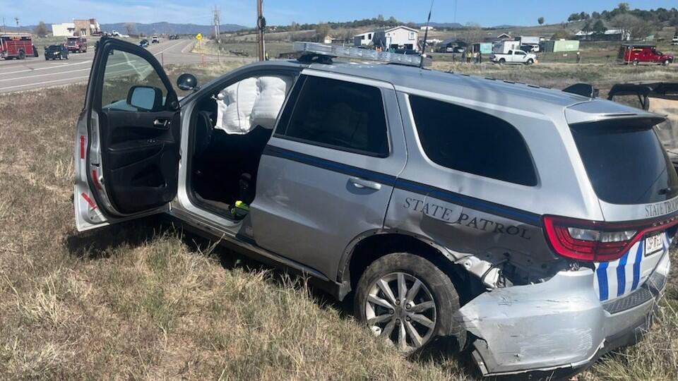 Colorado State Patrol trooper injured in crash in La Plata County