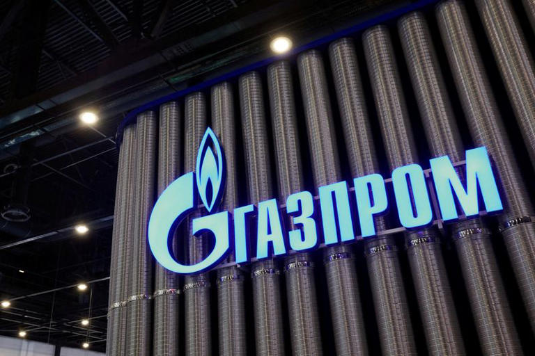 Germany to begin privatization of seized Gazprom division, FT reports