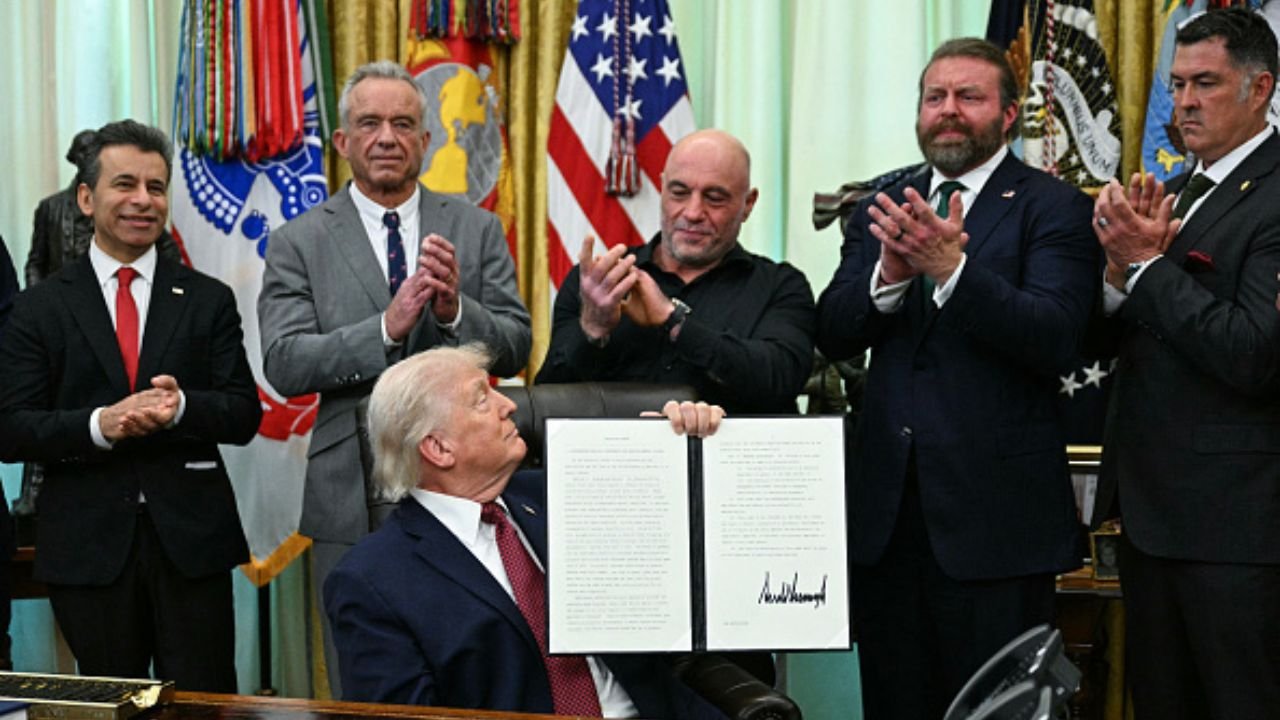 Viral: Trump asks for ‘Ibogaine,’ a psychedelic drug, during press briefing