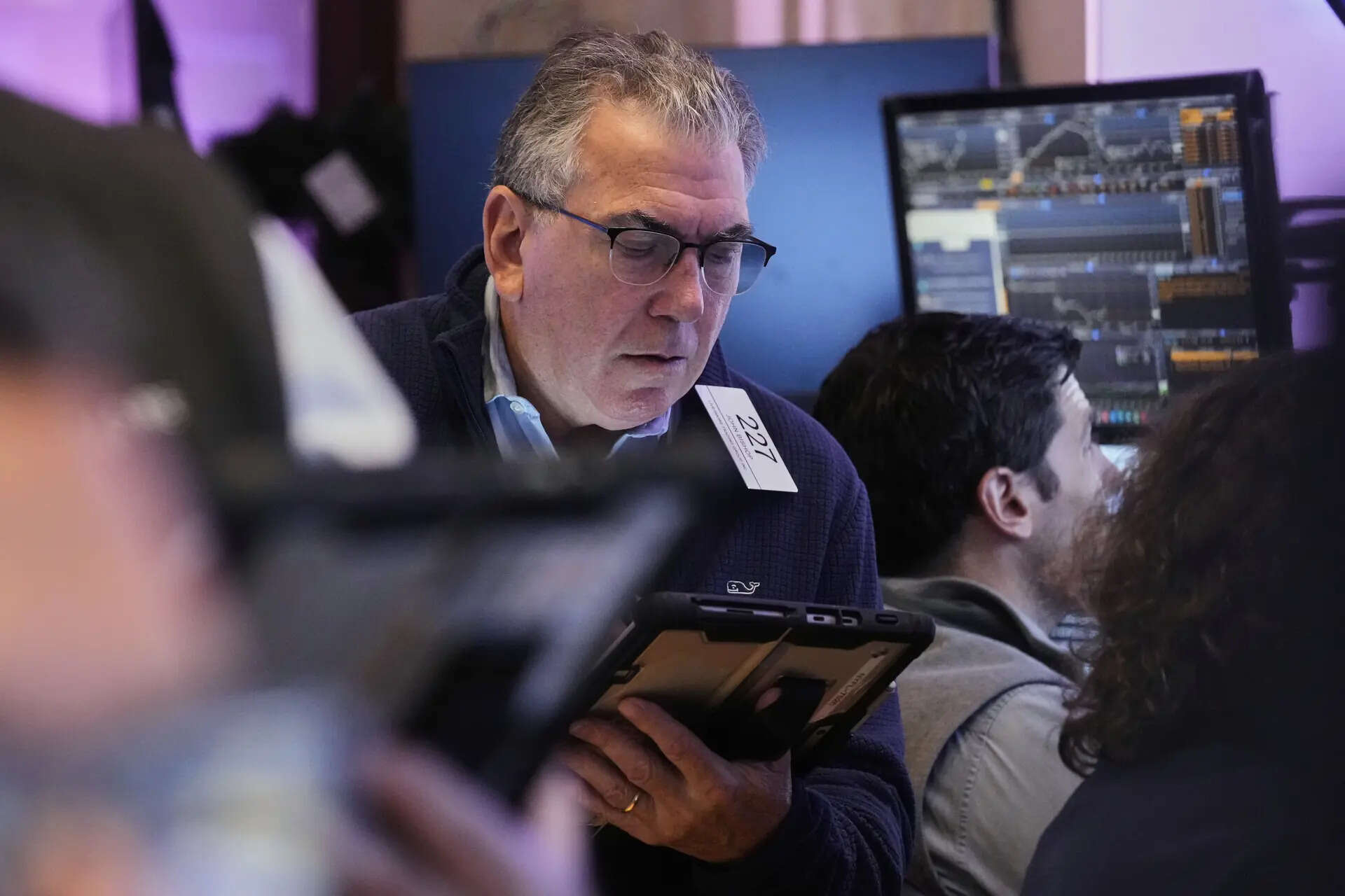 Investors pile into US stocks as 'TINA' revival knocks 'TIARA' trades