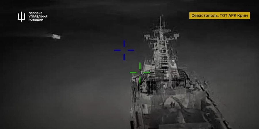 HUR unit strikes Russian landing ships Yamal and Filchenkov in Crimea