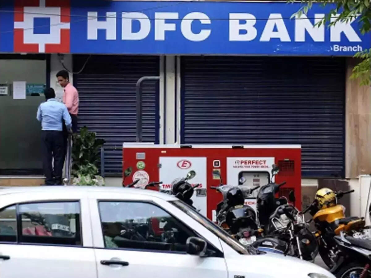 HDFC Bank shares fall over 1% after Q4. Jefferies, Bernstein, 3 other ...