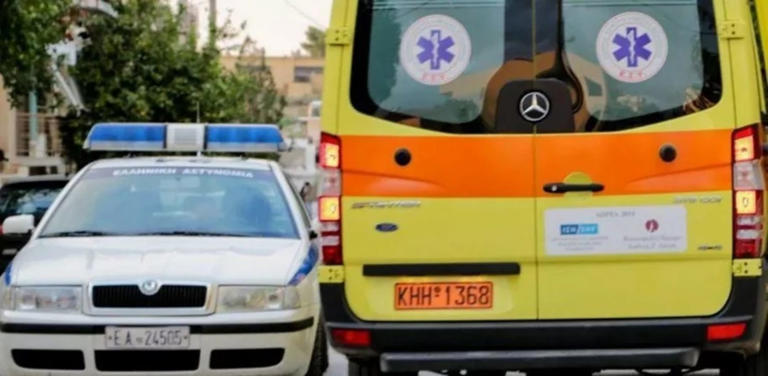 Άστεγος κοιμόταν μέσα σε κάδο και κατέληξε στην πρέσα απορριμματοφόρου