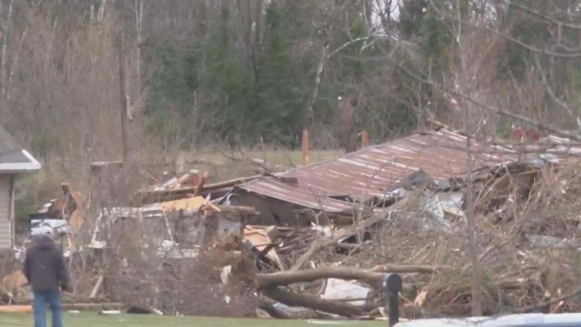 Communities in the Midwest US cleaning up after weekend tornadoes