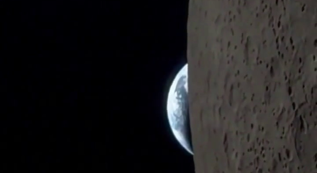 «Il video più bello mai fatto con un iPhone»: il tramonto della Terra ...