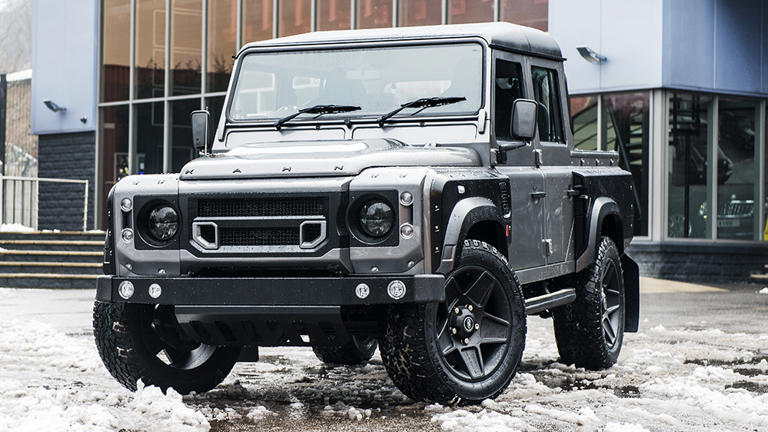 2026 Defender 110 X-Dynamic SE: Rugged SUV resilience