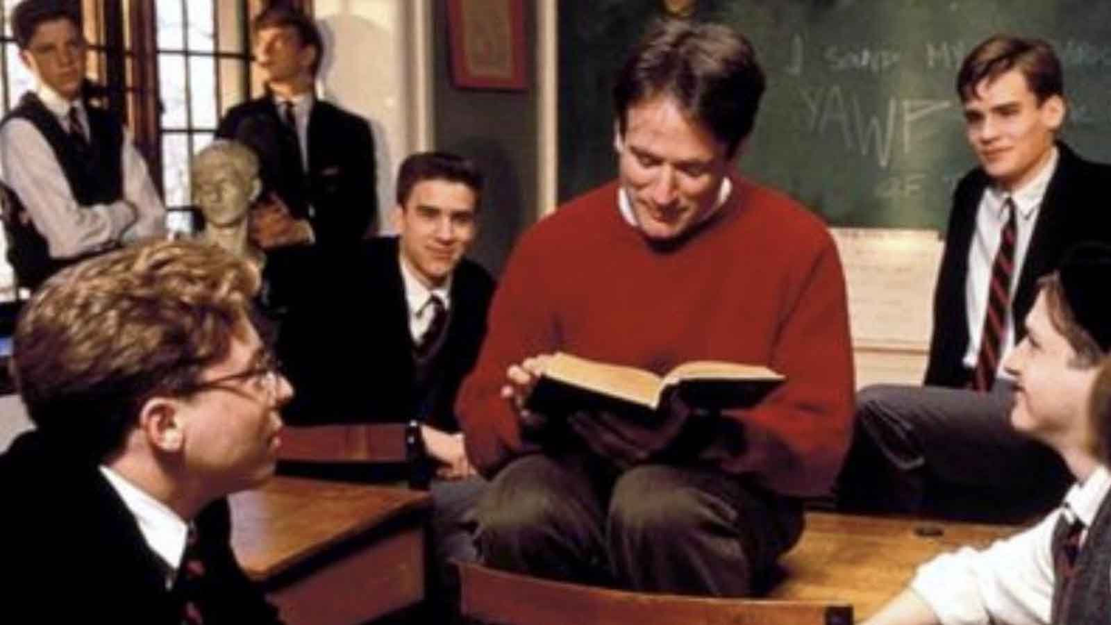 15 people share the movie they think everyone should watch at least ...