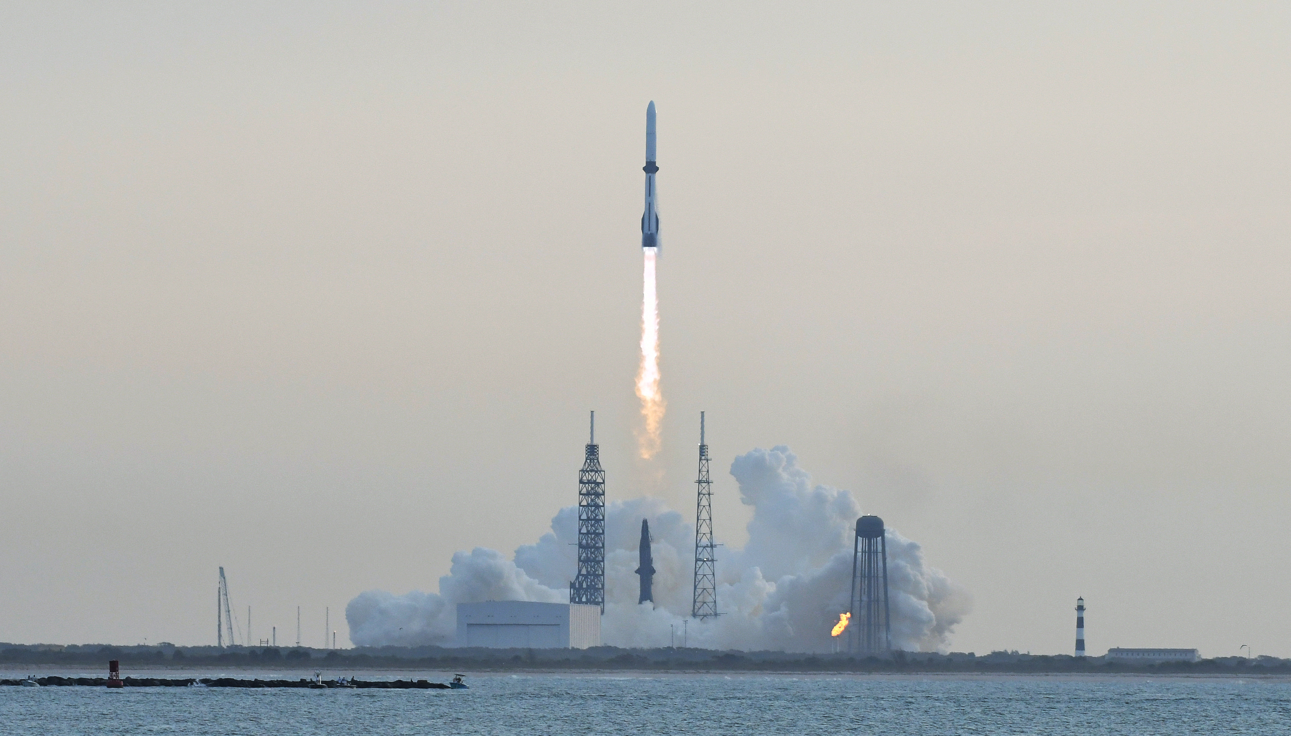 Blue Origin landed its recycled New Glenn booster but failed to put ...