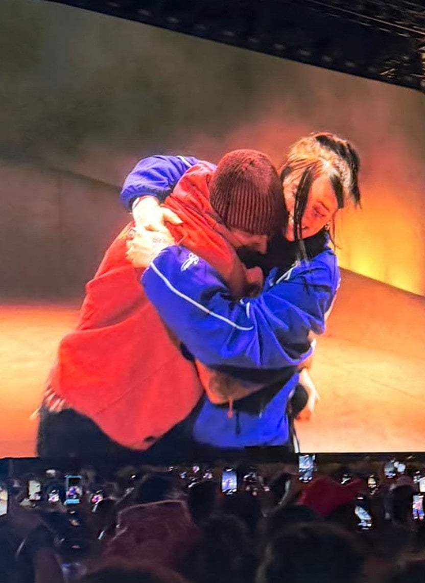 Justin Bieber serenades Billie Eilish in emotional Coachella moment