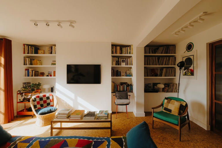 Step inside a beautifully restored Victorian terrace in Hastings with a ...