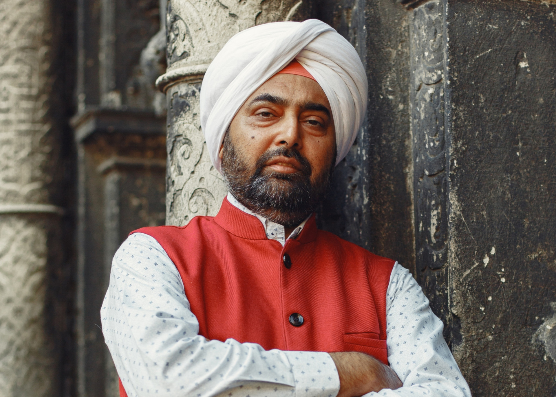 Why does the Sikh turban serve as an article of faith?