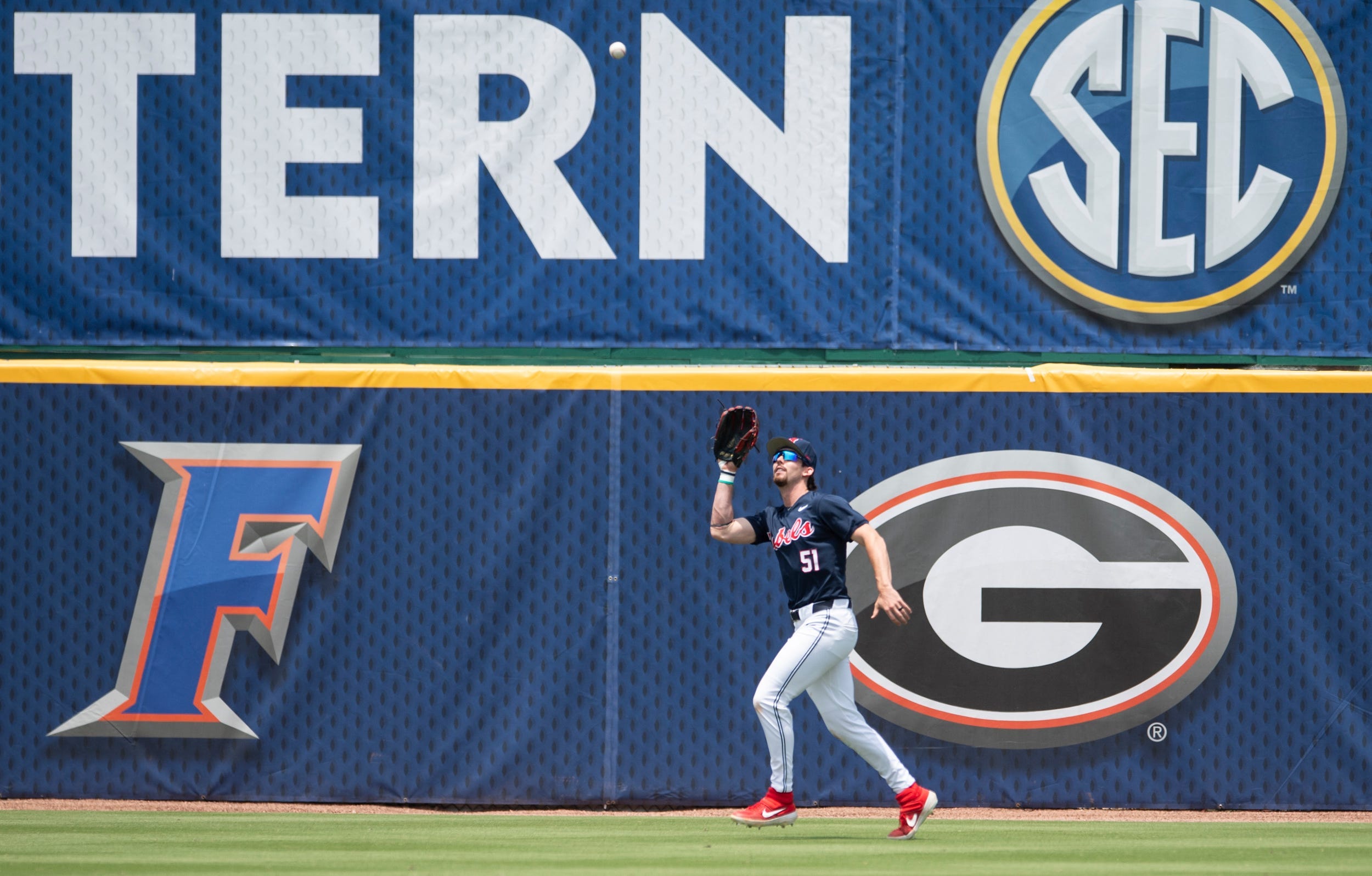 SEC baseball standings tighten after Texas A&M sweep