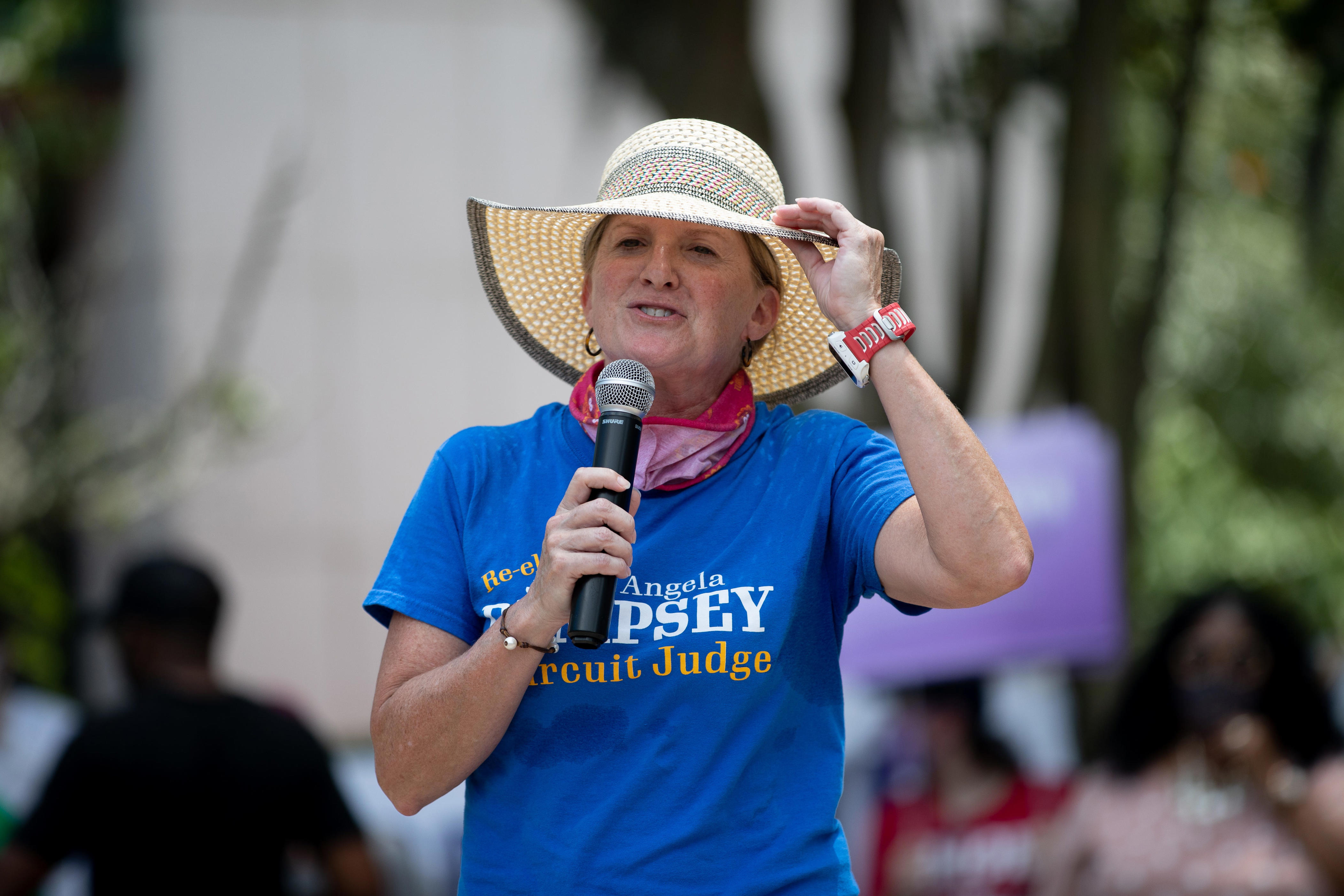 Judge's resignation sparks debate over DeSantis's judicial power
