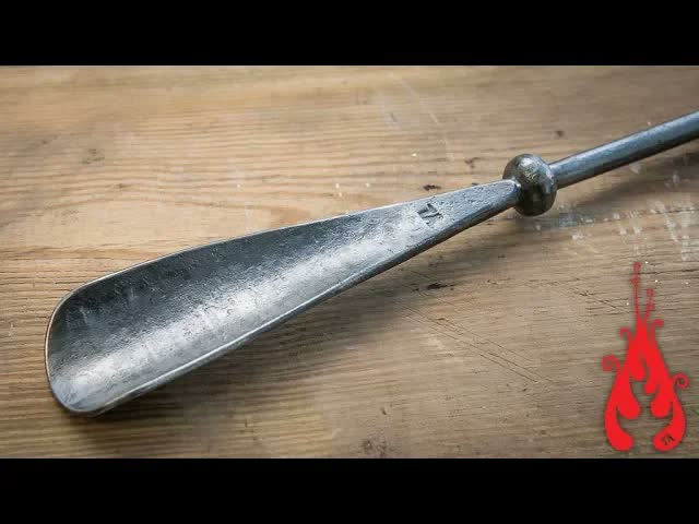 Forging a shoehorn from solid steel