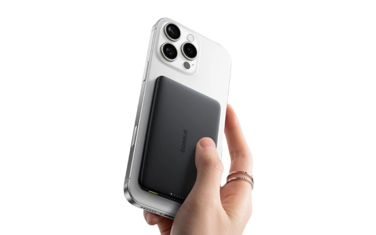 The best ultra-thin power banks with fast charging