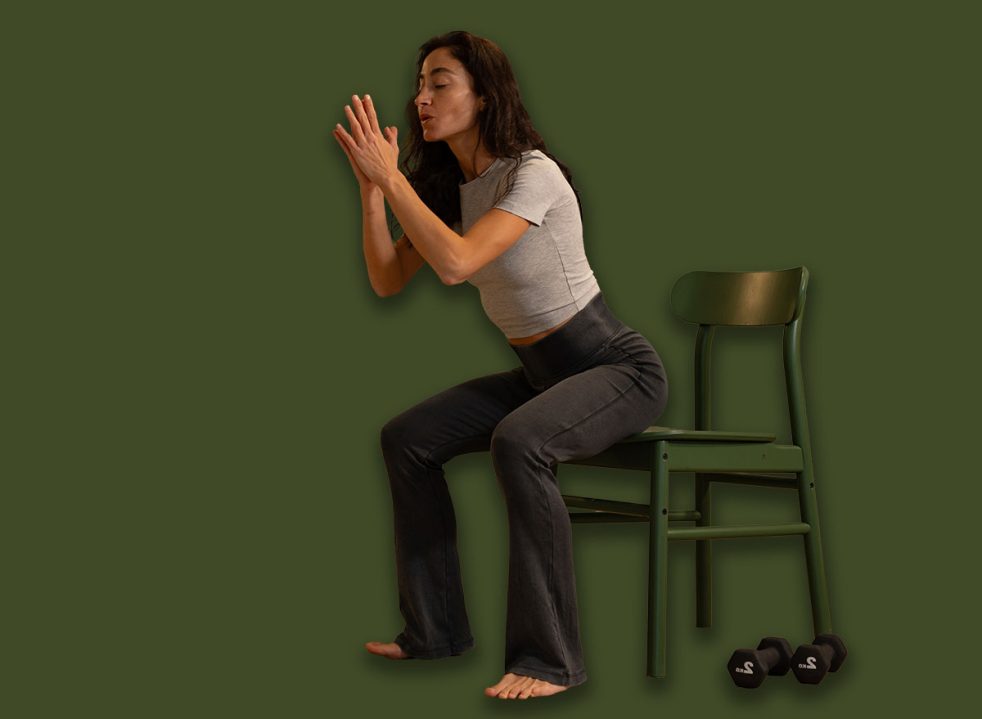 I'm a certified trainer and here are 5 chair exercises people over 60 ...