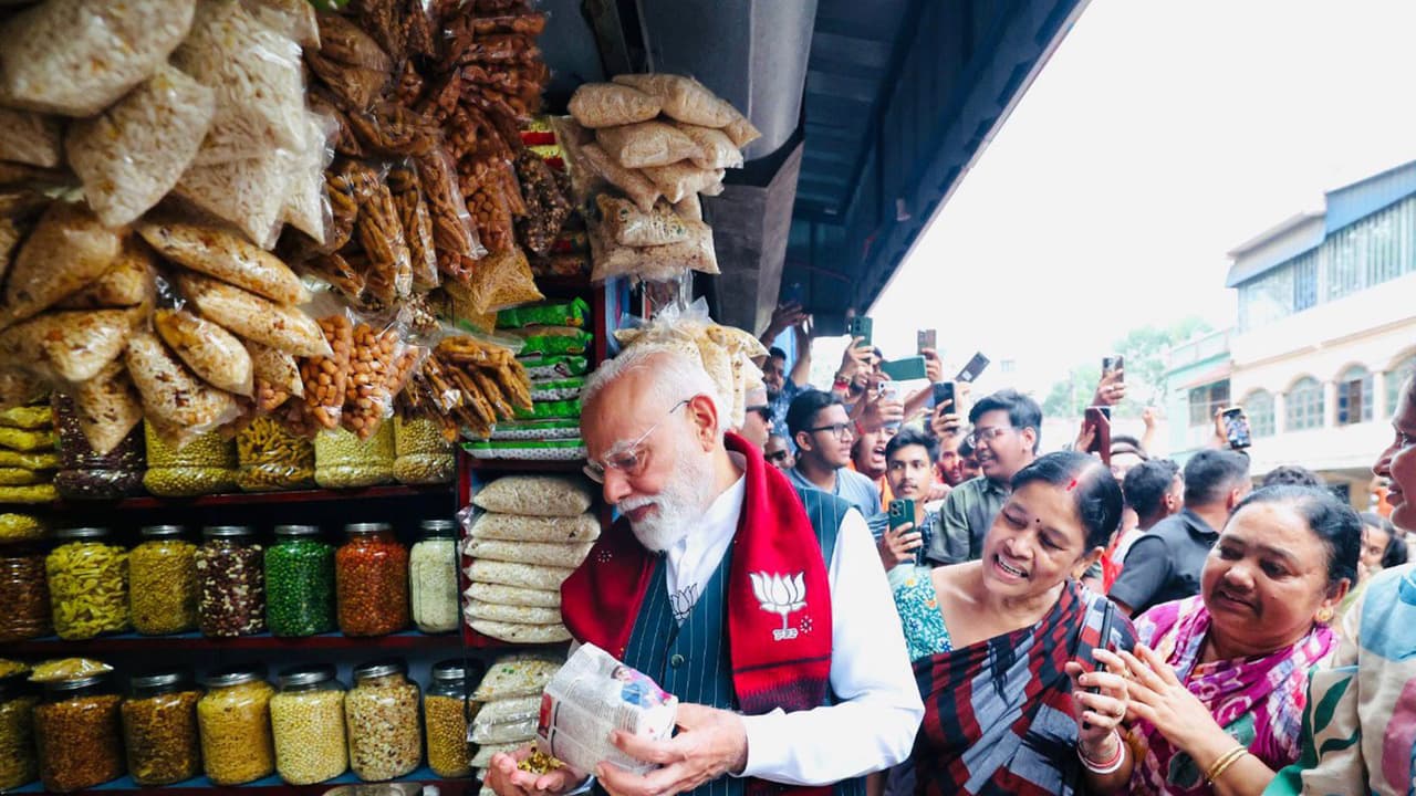 PM Modi's jhalmuri video goes viral, clocks over 100 million views